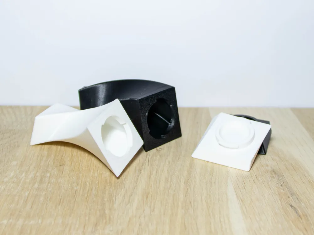 Salt and pepper shakers [Square Helix] by BayaMakerWorld: Download Free ...