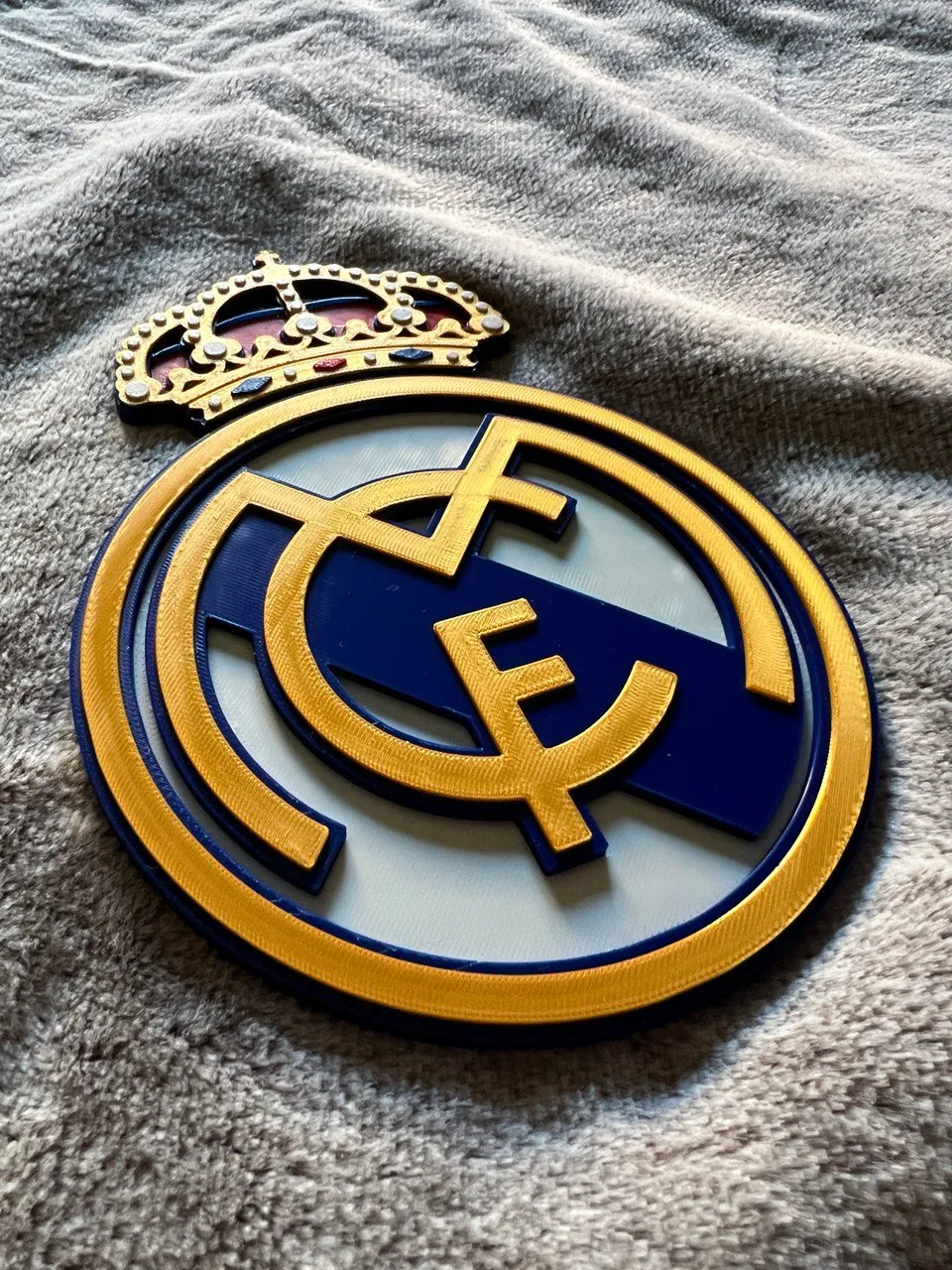 Badge | Real Madrid Crest by Wamba - MakerWorld