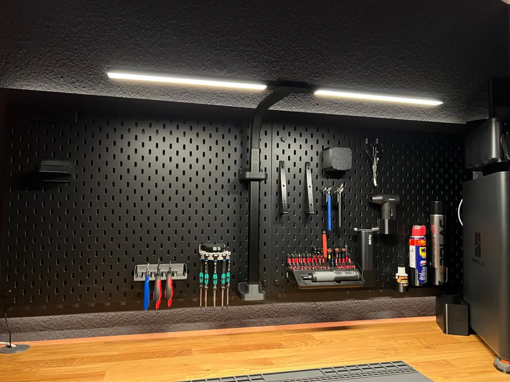 Skardis Mount Desk Lamp - Free 3D Print Model - MakerWorld