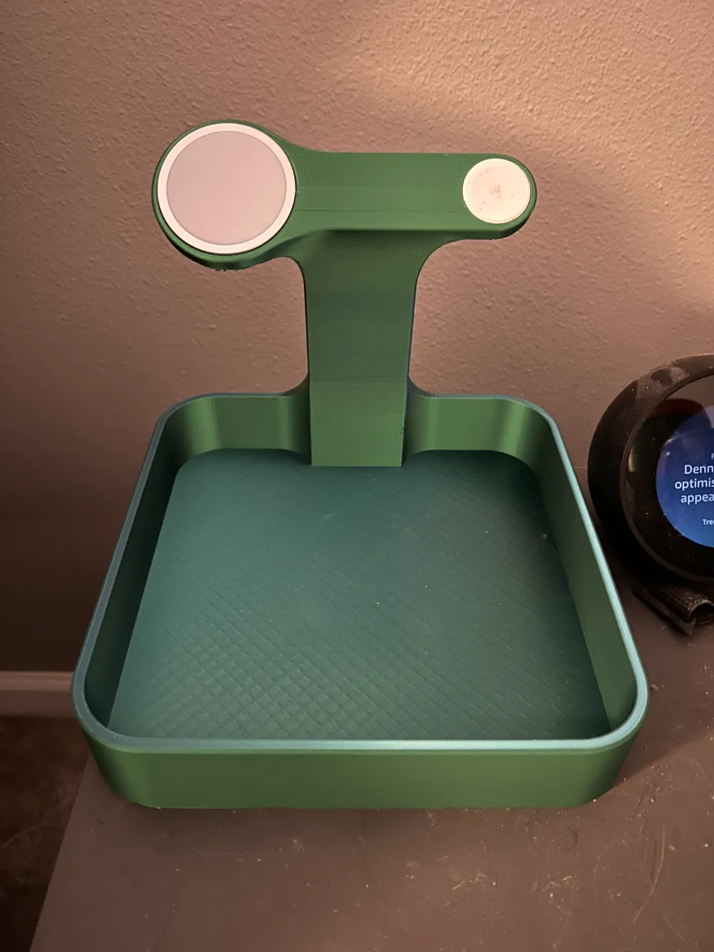 iPhone/Apple Watch/nightstand catch-all by Ryan Meredith - MakerWorld