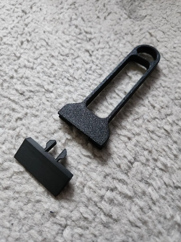 Scraper with swappable blades by OlleMark - MakerWorld