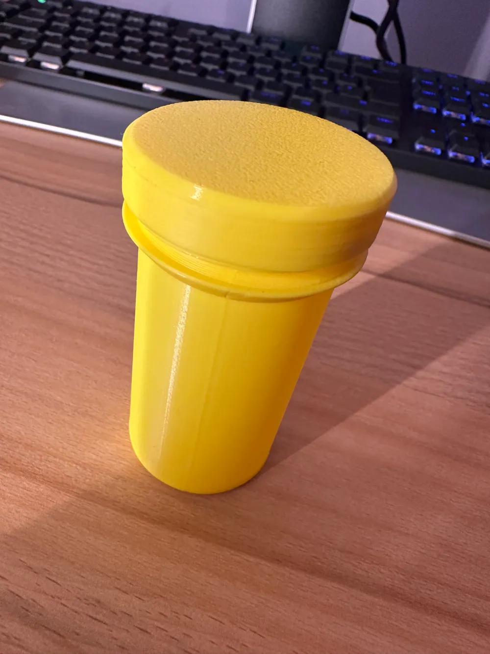 Capsule with Lid by Max3Dprint - MakerWorld