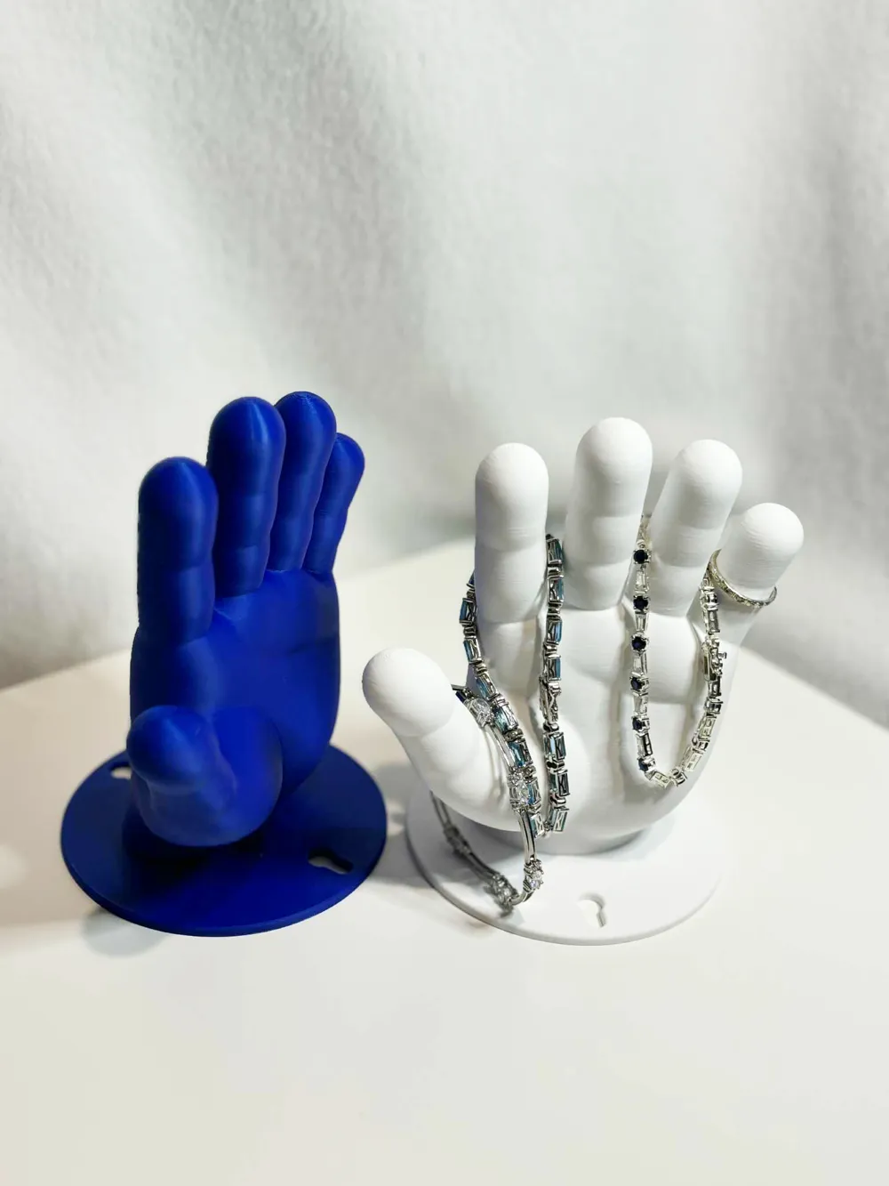 Wall mounted hand hanger by Tinker Link MakerWorld: Download Free 3D Models