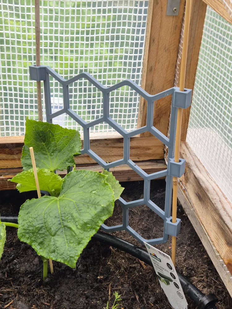 Vegetable / Plant Trellis by Pat_3D MakerWorld: Download Free 3D Models