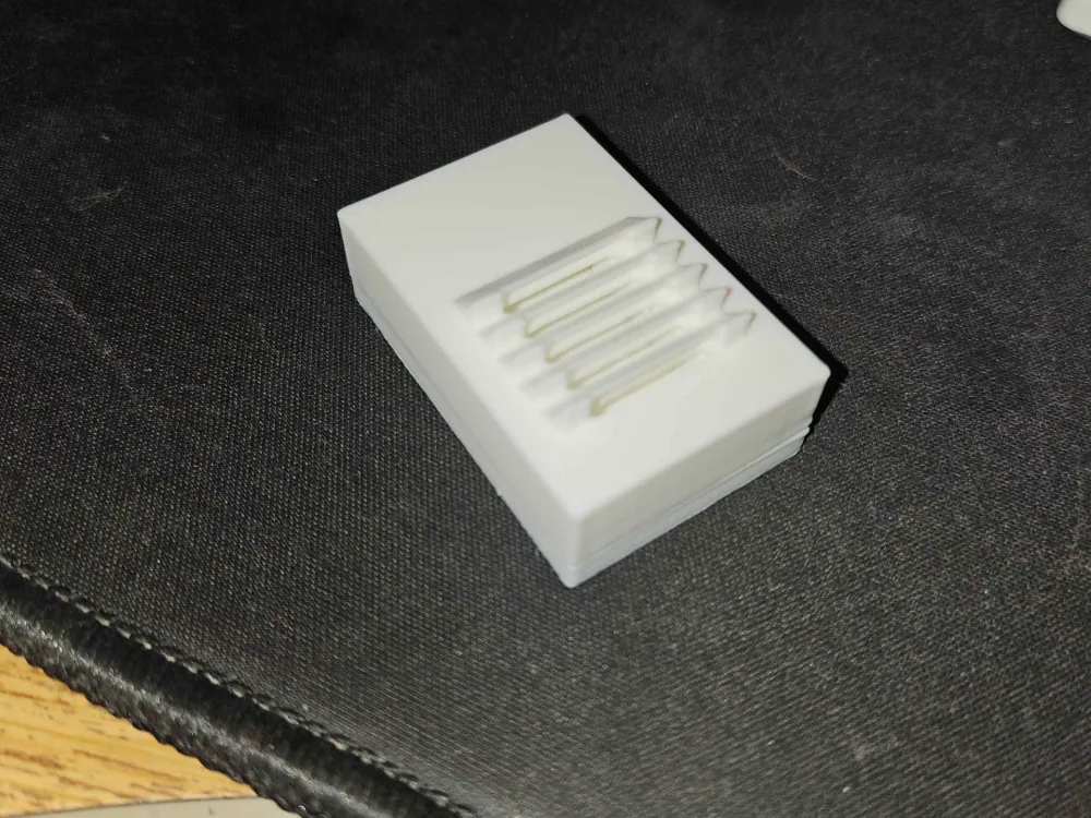 DHT11 Sensor Enclosure by Libby MakerWorld: Download Free 3D Models