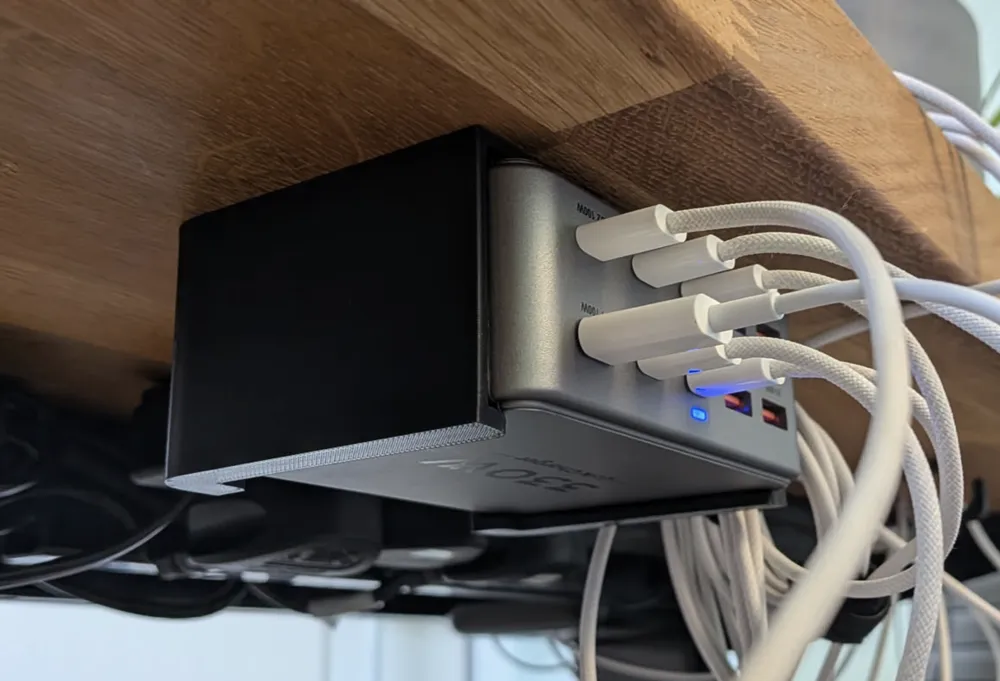 330W USB C GaN Charger Mount - Free 3D Print Model - MakerWorld