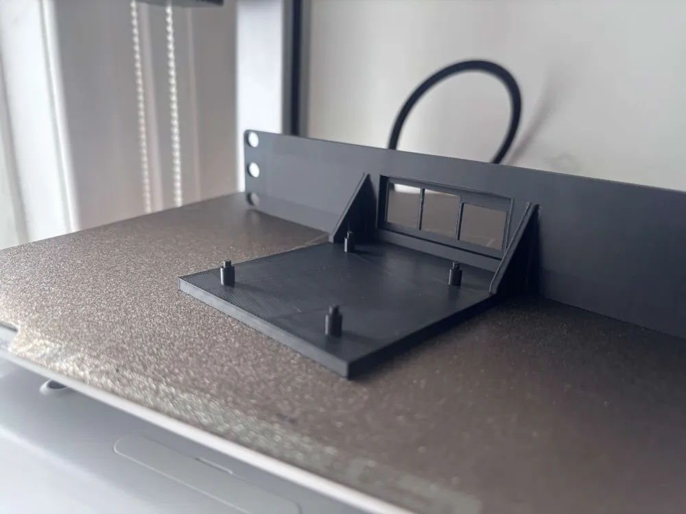 Raspberry Pi 1U 10" Rack Mount (With Standoffs) - Free 3D Print Model ...