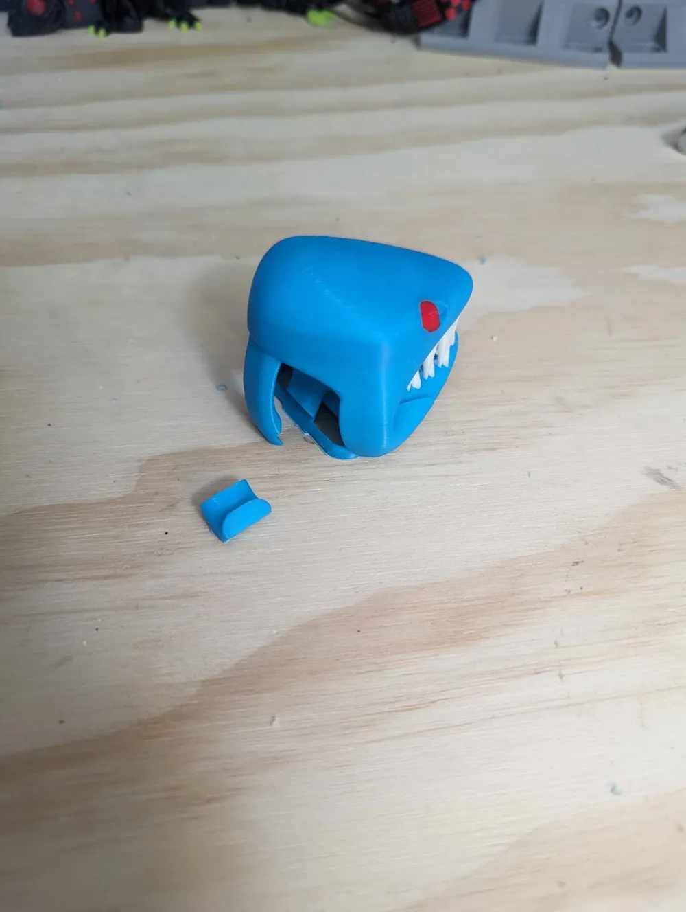 Shark Fidget toy Head remodeled for easier printing and replacement by ...