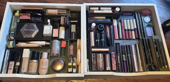 Makeup Gridfinity bin for eyeshadows by melissaday - MakerWorld