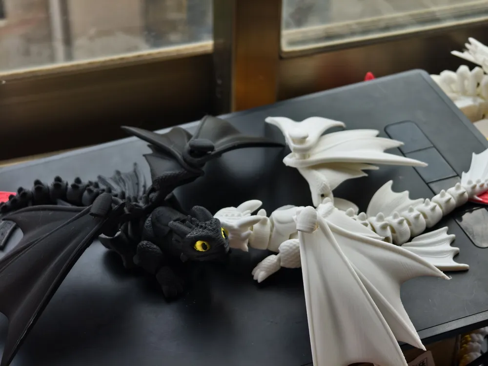 Toothless, foldable wings, no supports, printable on MINI - Free 3D ...