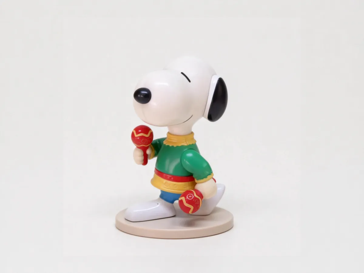 Snoopy with Maracas - Snoopy Around the World Vintage Style Ornament ...