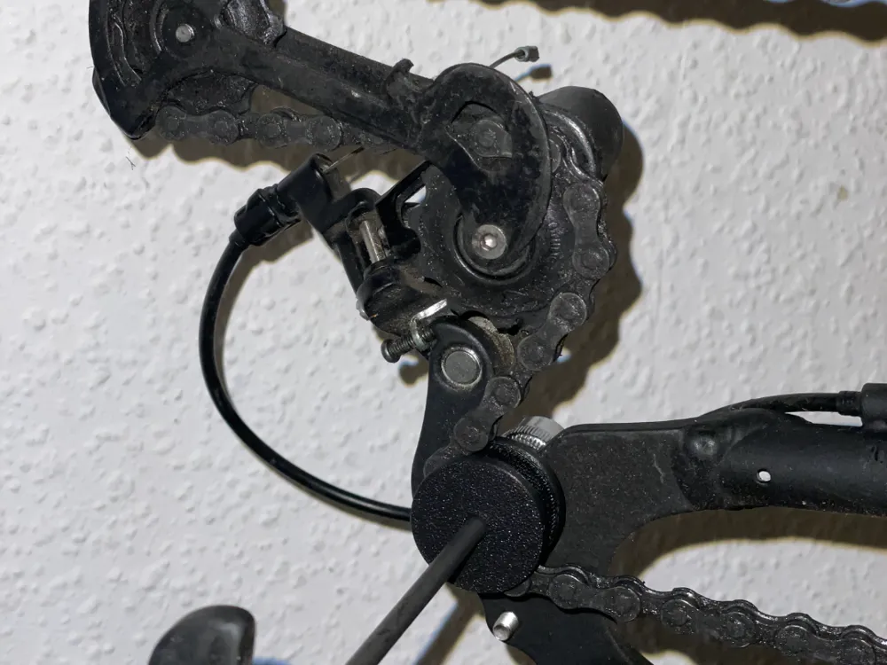 Bike Chain Keeper - Free 3D Print Model - MakerWorld