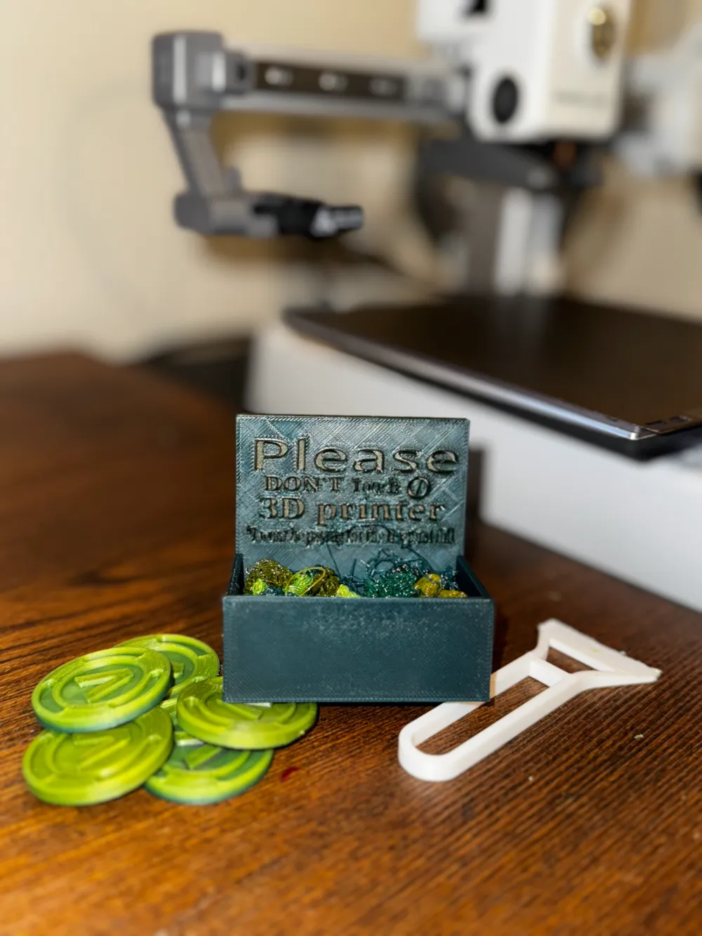 Purge Bin & Sign by Sm0rethatsg00d - MakerWorld