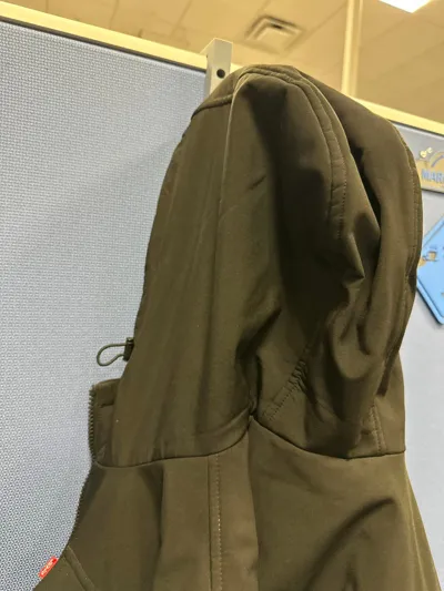Office Cubicle Coat Hanger by N3DS - MakerWorld