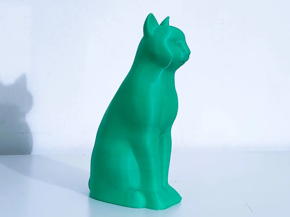 Designer cat sculpture by dubmehard - MakerWorld