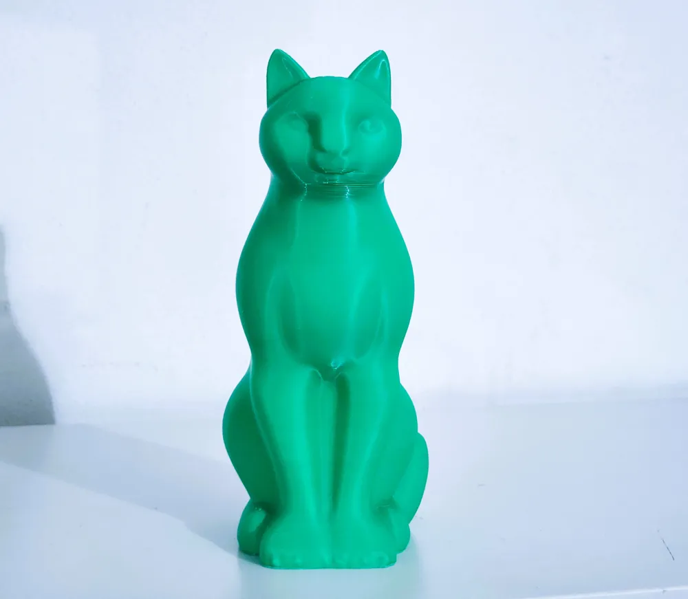 Designer cat sculpture by dubmehard - MakerWorld
