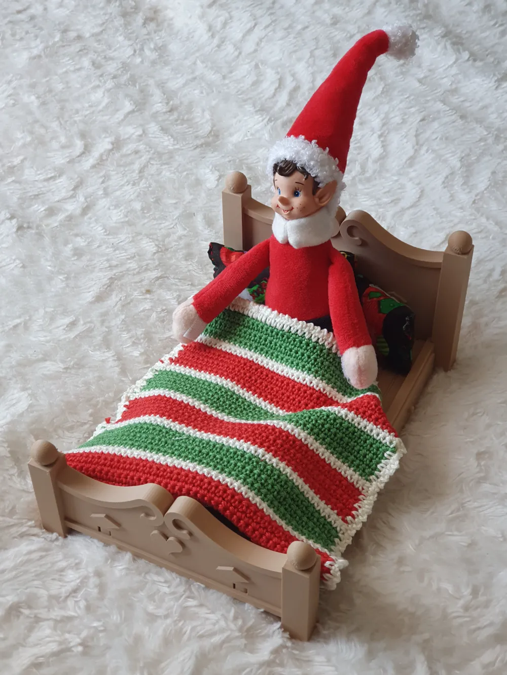 Elf bed by Mister_P - MakerWorld