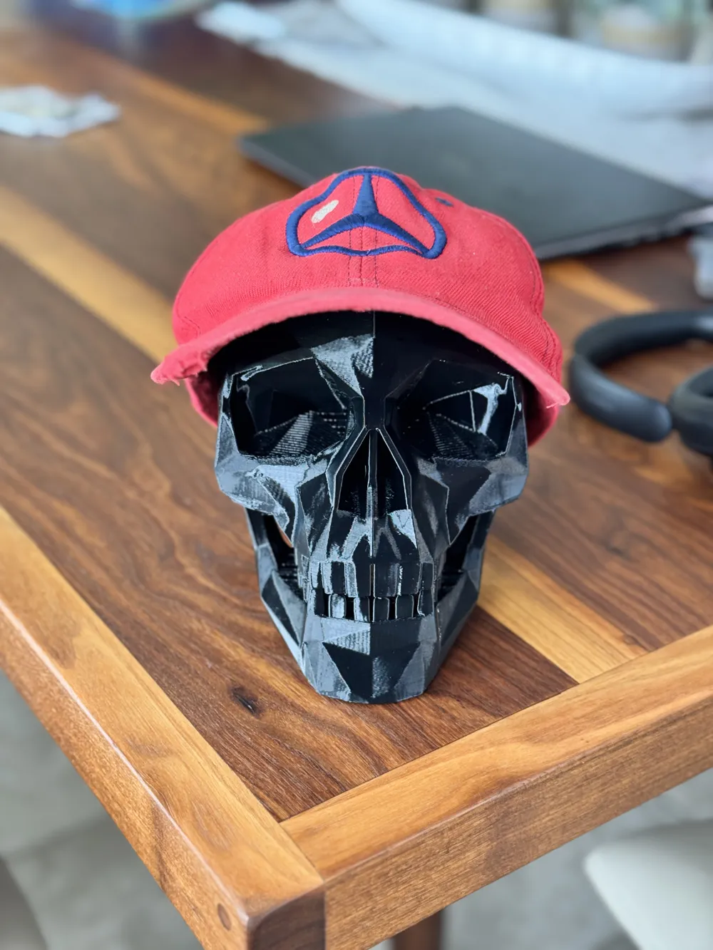 Low-Poly Skull Stand | Hats, Headphone, Sunglasses by josiah MakerWorld ...