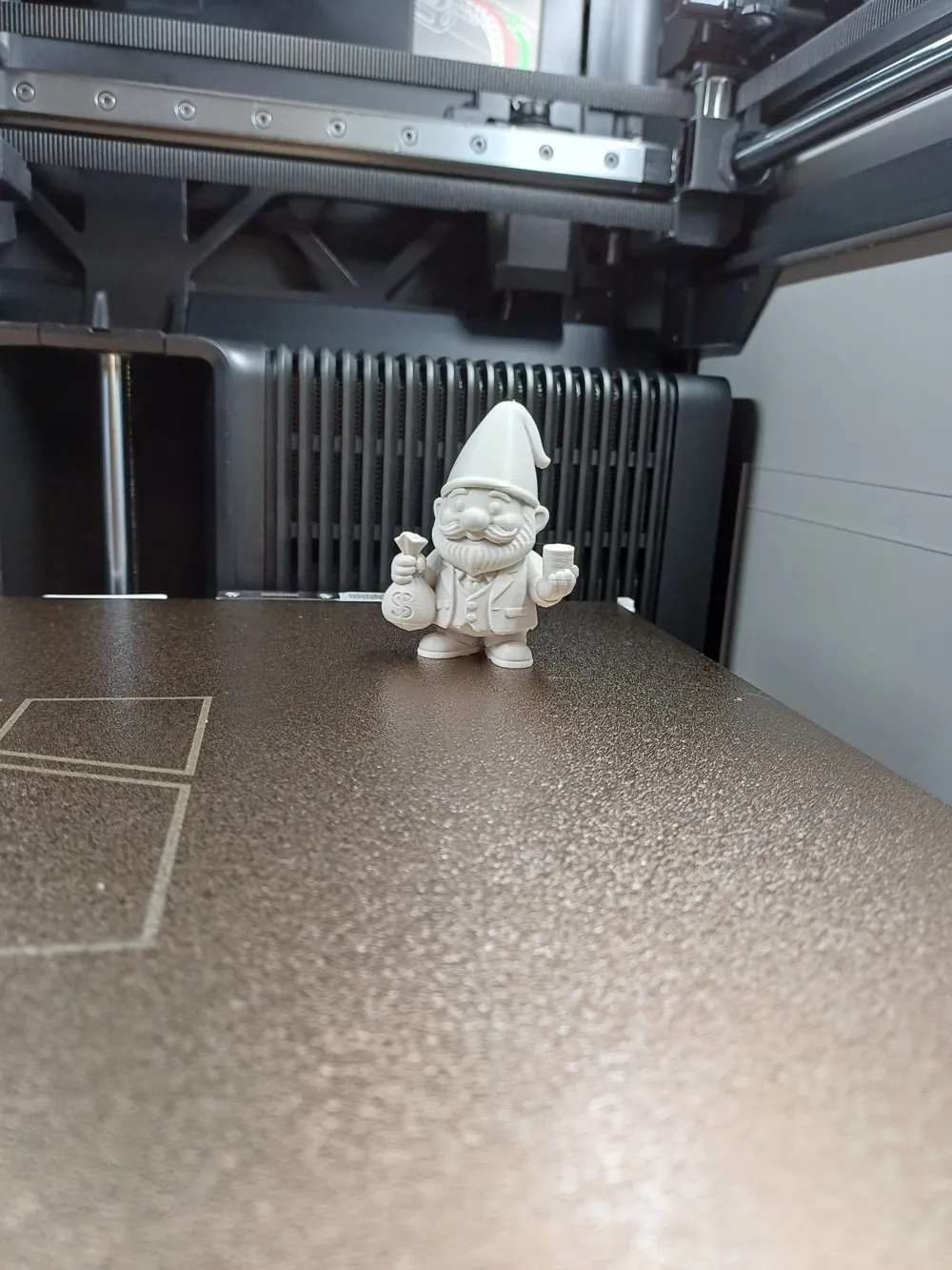 The Wealthy Banker Gnome - Free 3D Print Model - MakerWorld