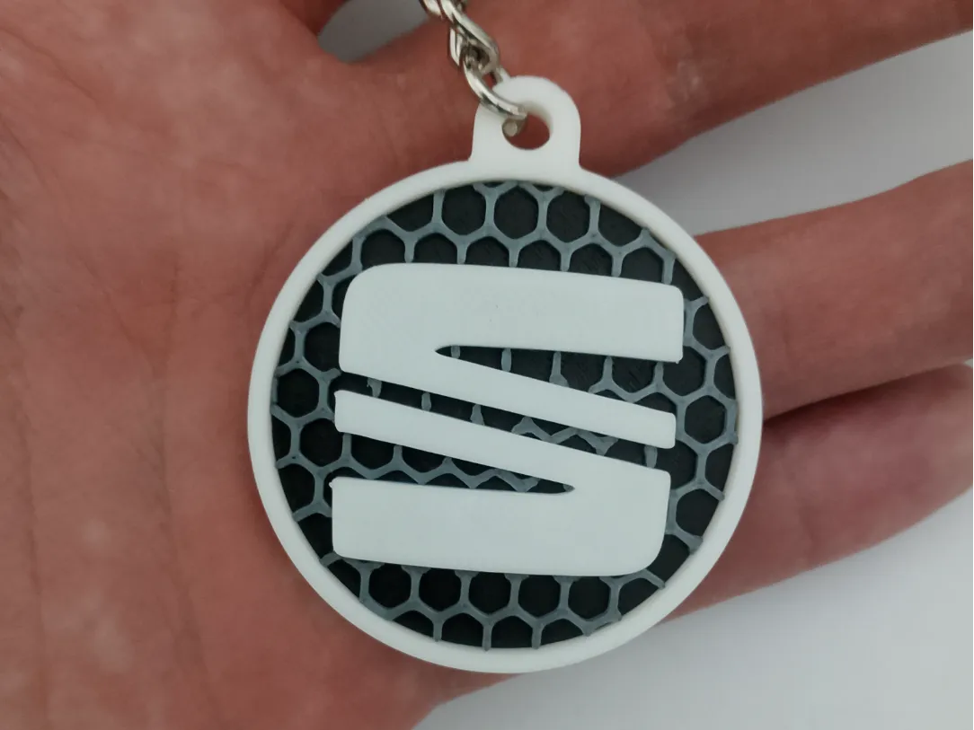Seat Keychain - Free 3D Print Model - MakerWorld