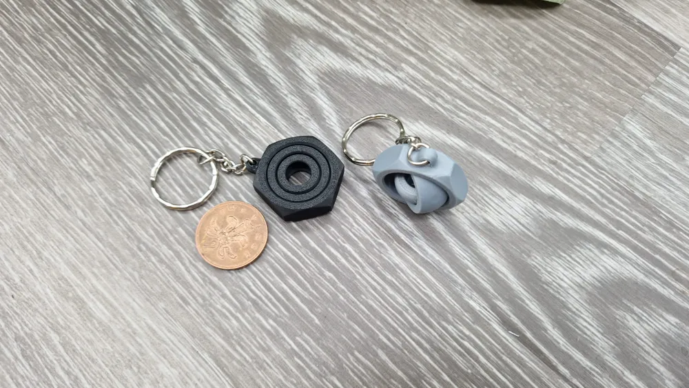 Gyro Fidget Spinner Keyring by luminaeclipse - MakerWorld