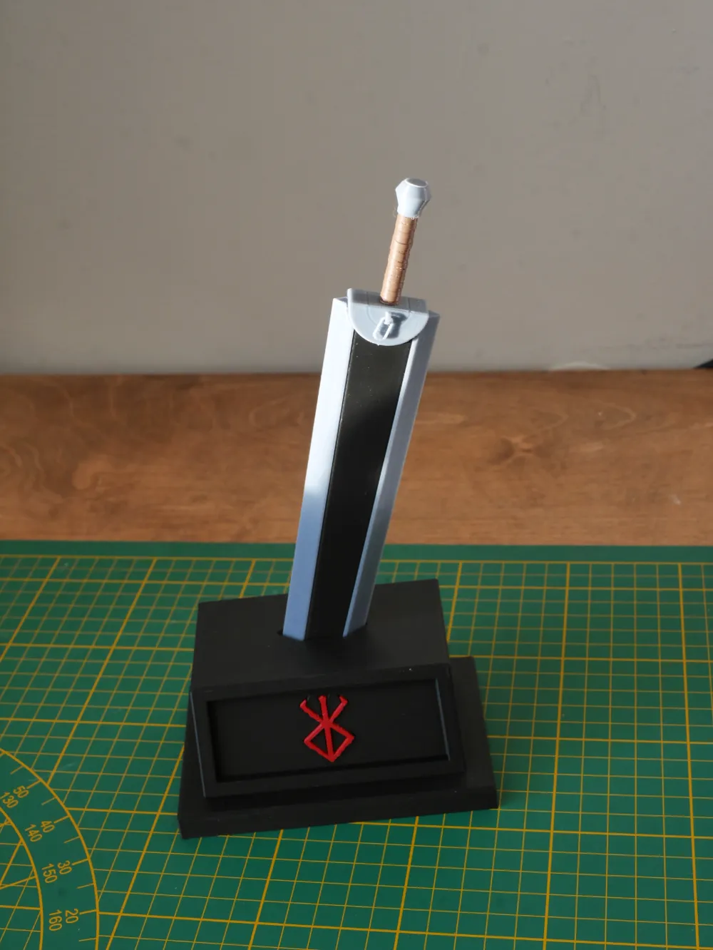 Berserk Sword - Free 3D Print Model - MakerWorld