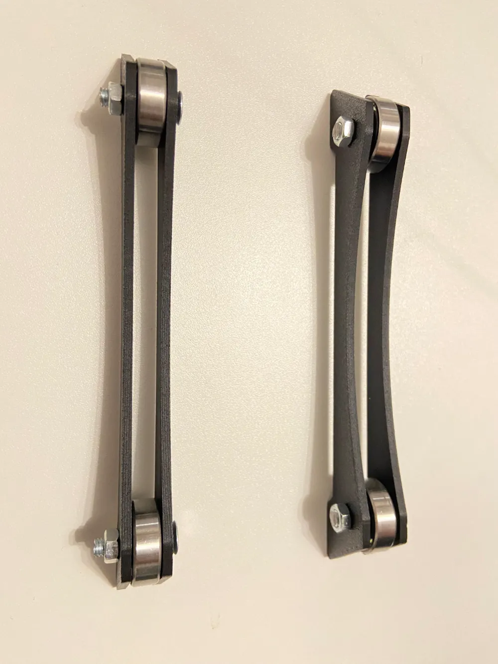 Filament spool holder 608 bearing by Elioenai - MakerWorld