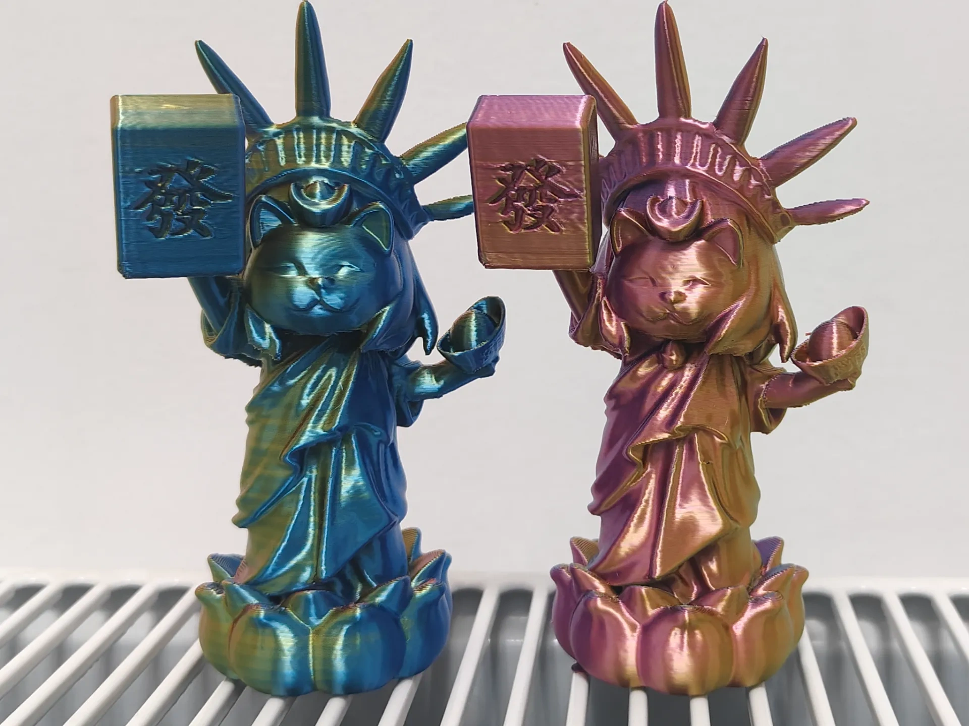 Lucky Cat Statue of Liberty by model hunter - MakerWorld