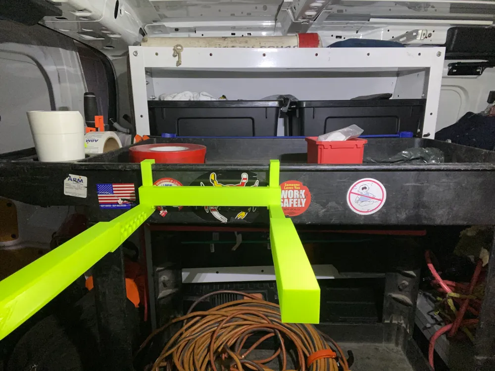 rubbermaid narrow utility cart laptop hanger by PlatinumJack - MakerWorld