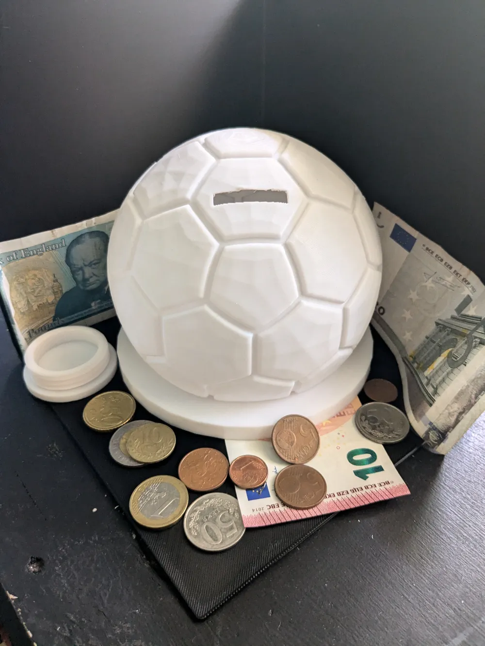 Minimal Football Piggy Bank/Money Box by Fili Fili MakerWorld: Download ...