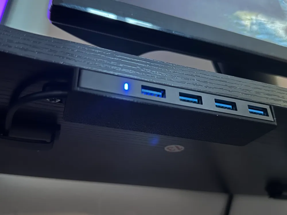 Under-desk Mount for Anker 4 Port USB 3.0 Data Hub by Fez MakerWorld ...