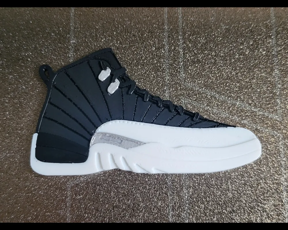 Air Jordan 12 Keychain - Free 3D Print Model - MakerWorld