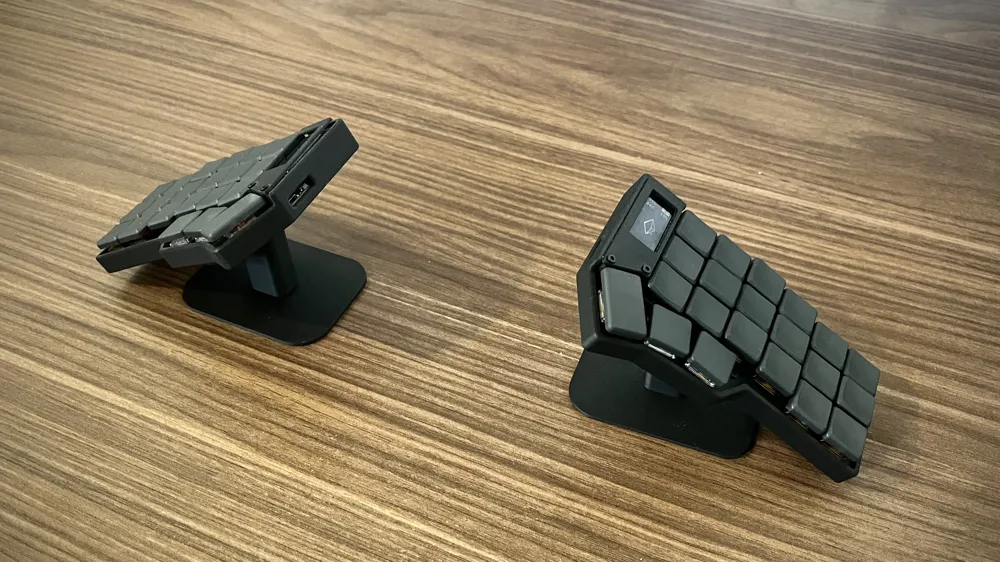 Split Keyboard Magsafe Tenting Stand - Free 3D Print Model - MakerWorld