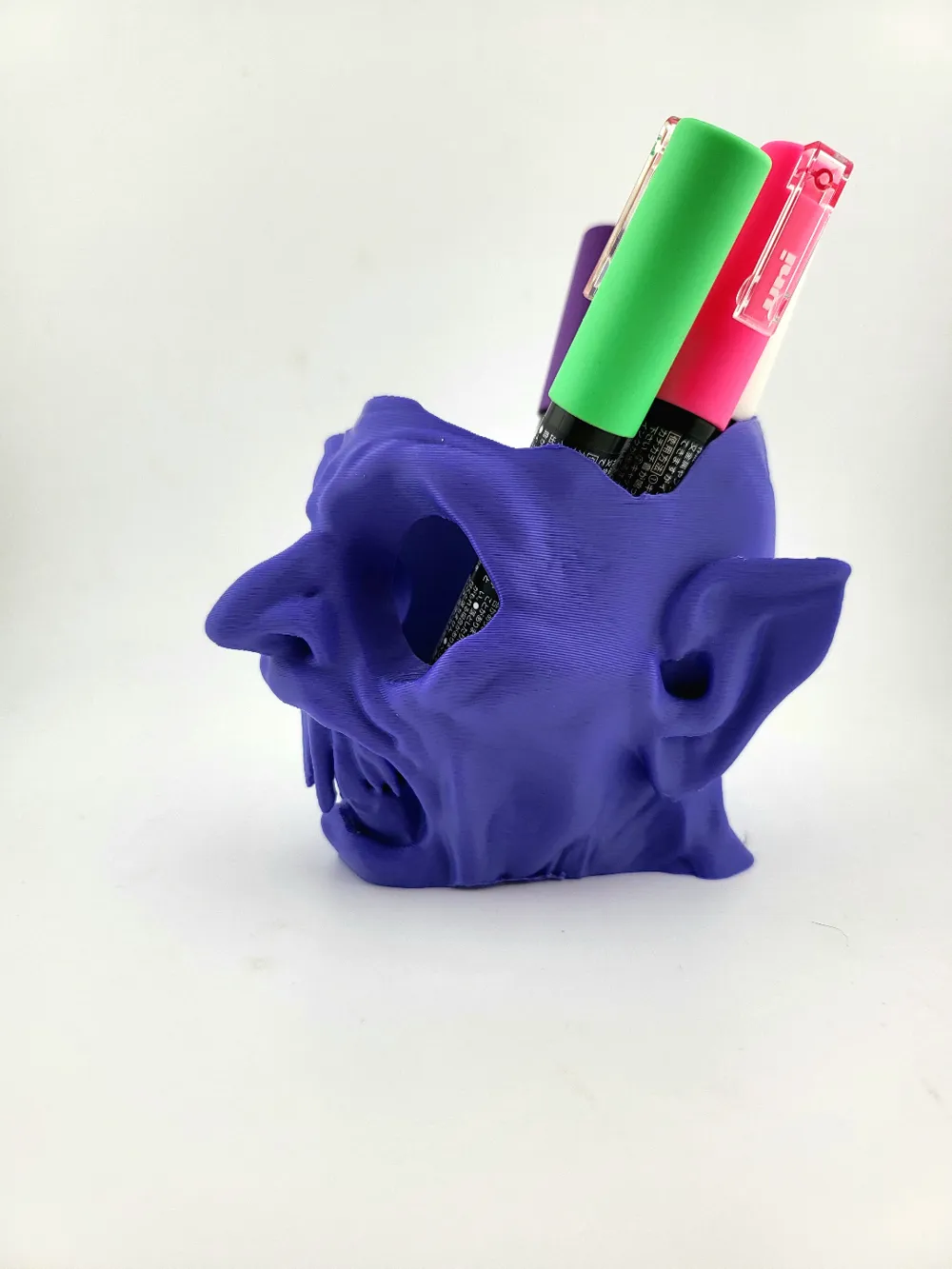 vampire pen holder tool holder by Mad power MakerWorld: Download Free ...