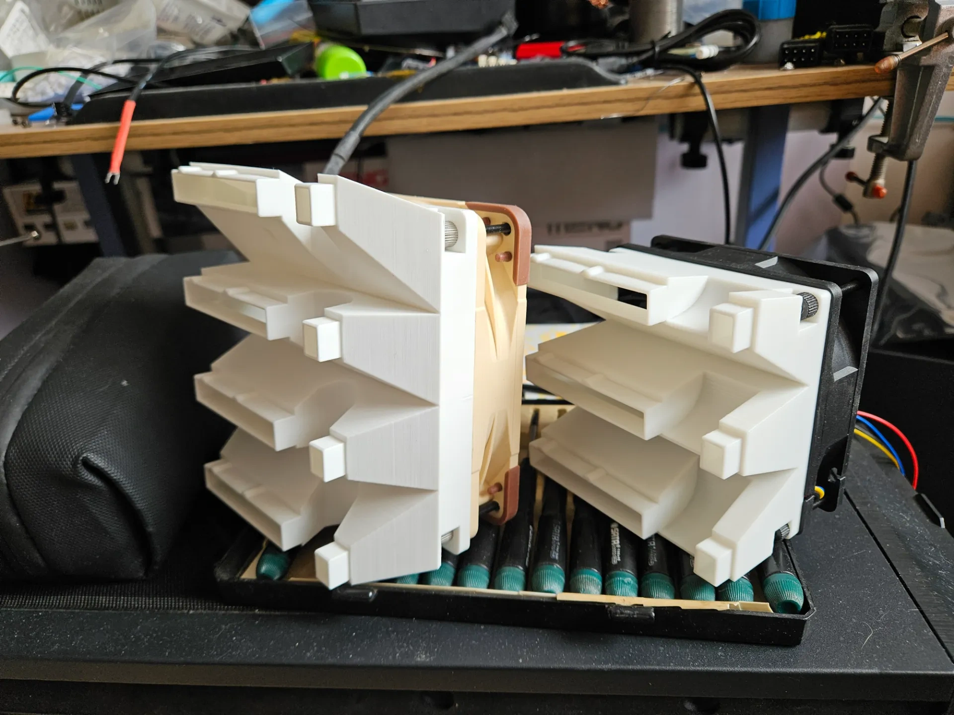 NVIDIA Tesla T10 Quad-GPU Airflow Shroud (Compatible with 12cm Fans) by ...