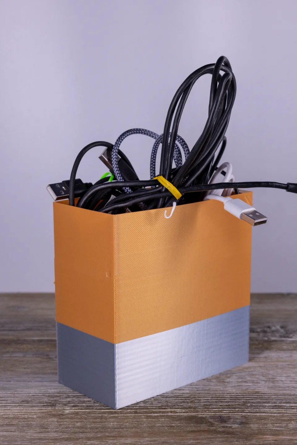 USB Cable Storage by dry3210 - MakerWorld