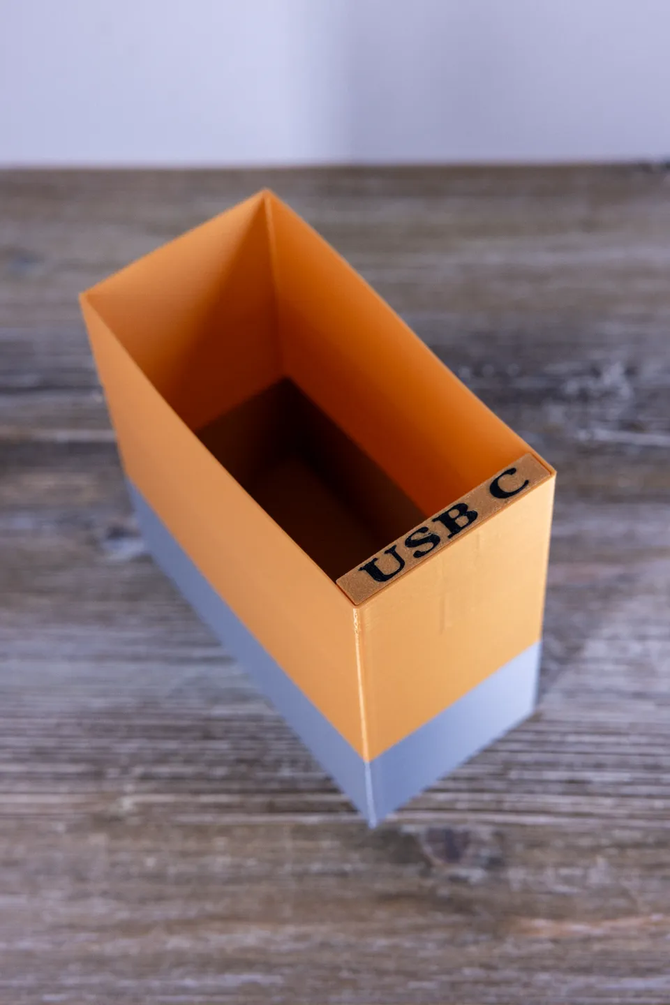 USB Cable Storage by dry3210 - MakerWorld