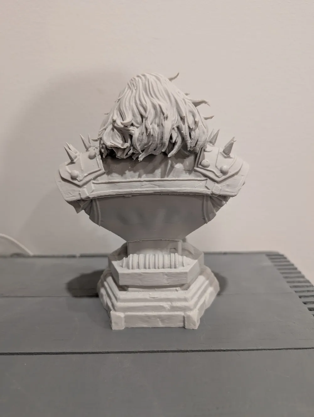 Lobo bust - Free 3D Print Model - MakerWorld