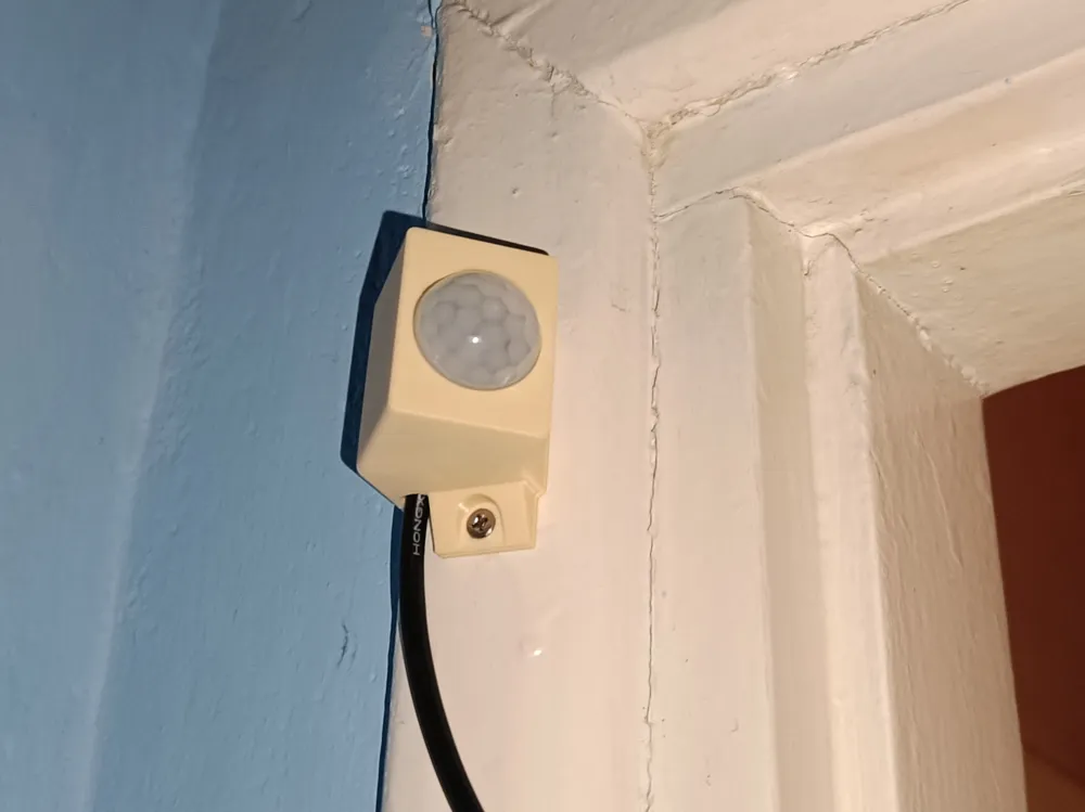 Alloggiamento per sensore PIR HC-SR501 - Modello di stampa 3D gratuito ...