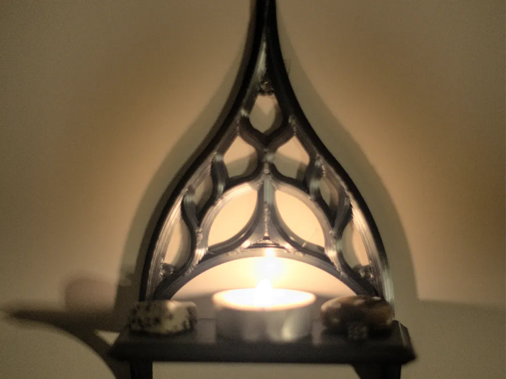 Flamboyant Tracery Shelf by 3dwearables MakerWorld: Download Free 3D Models