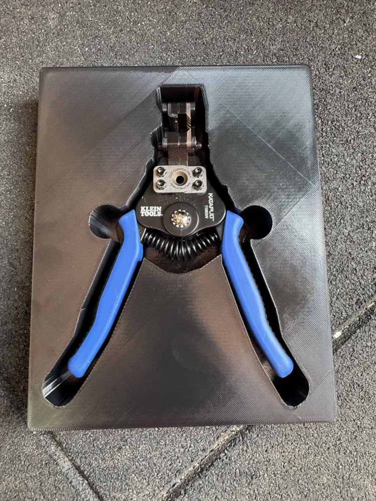 Klein wire cutter gridfinity by Mr50/50 MakerWorld: Download Free 3D Models