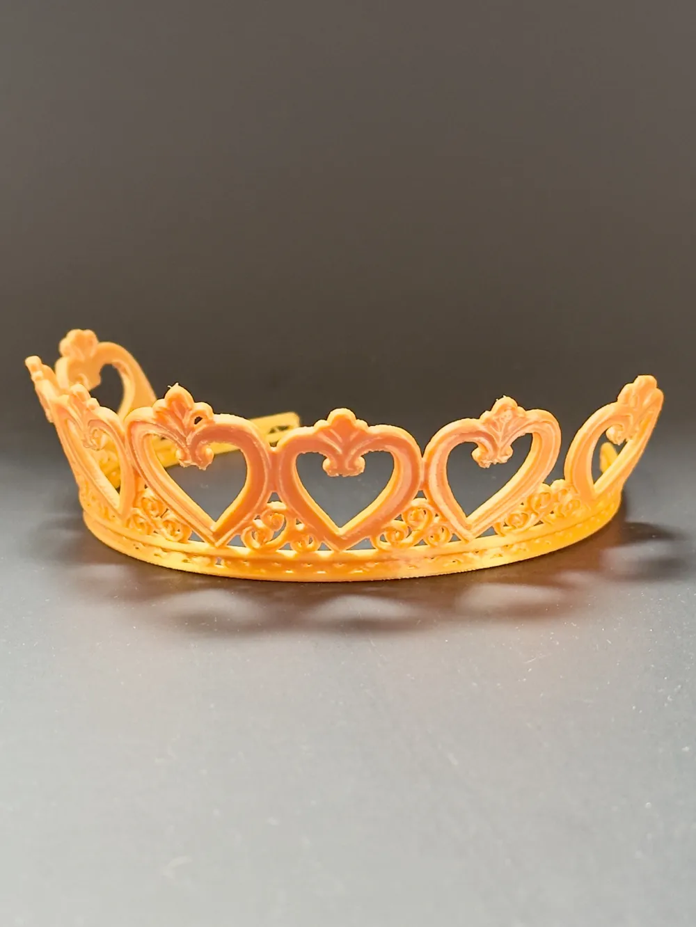 The Queen of Hearts Valentines Tiara - Free 3D Print Model - MakerWorld