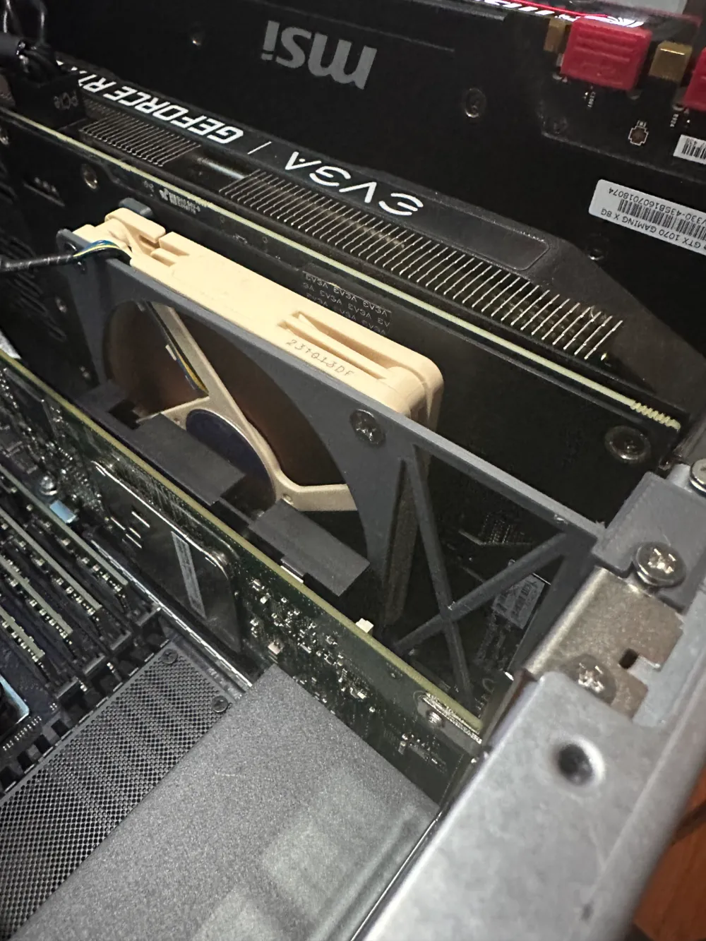 PCIe 92mm fan bracket Remixed by arck11 - MakerWorld