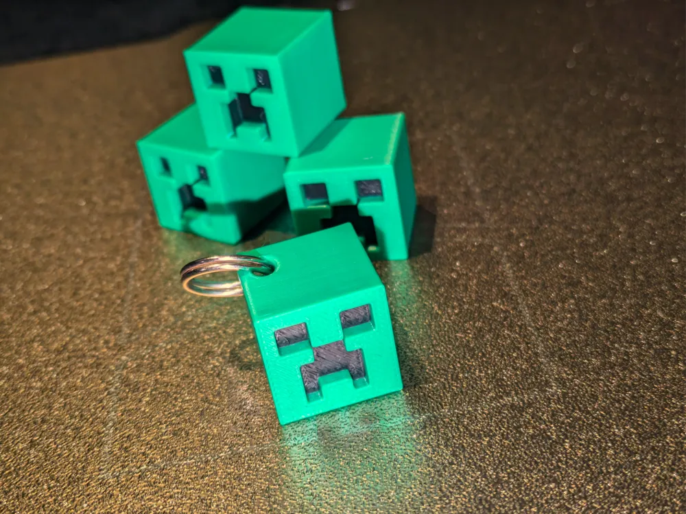 Creeper Keychain by Calmec87 MakerWorld: Download Free 3D Models