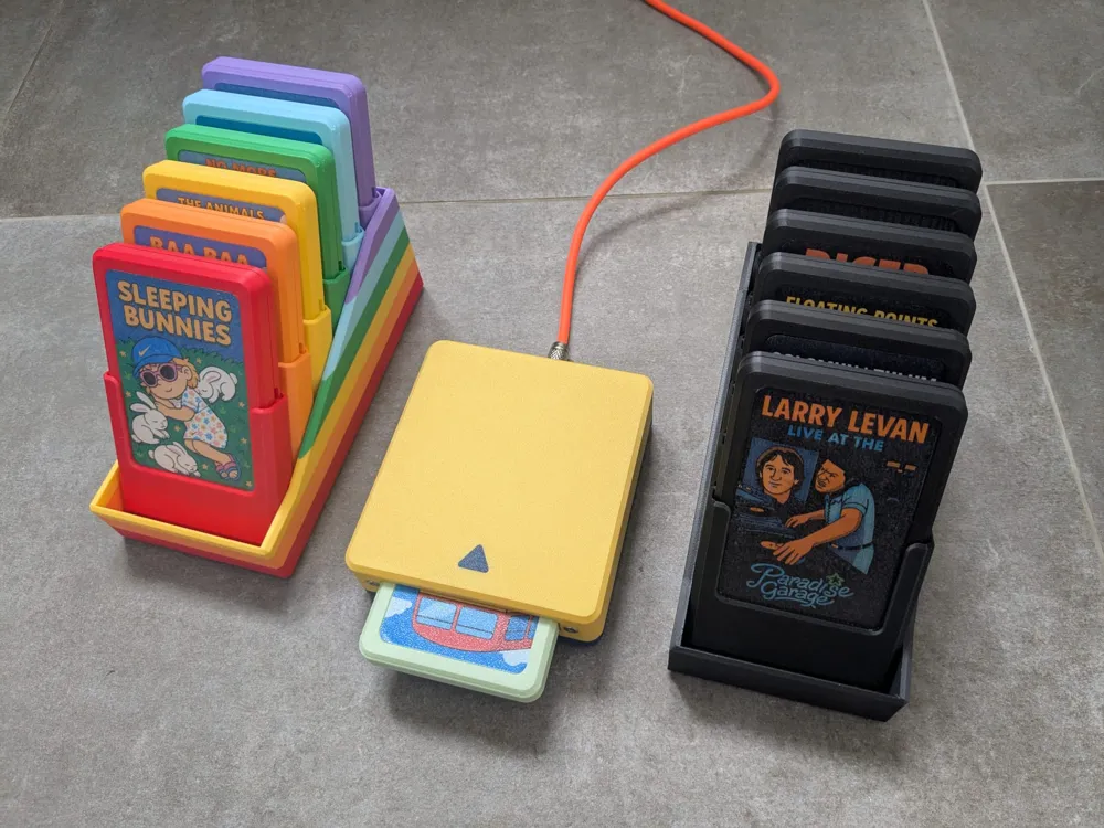 Flip cartridge box for Stock Pot cartridge player - Free 3D Print Model ...