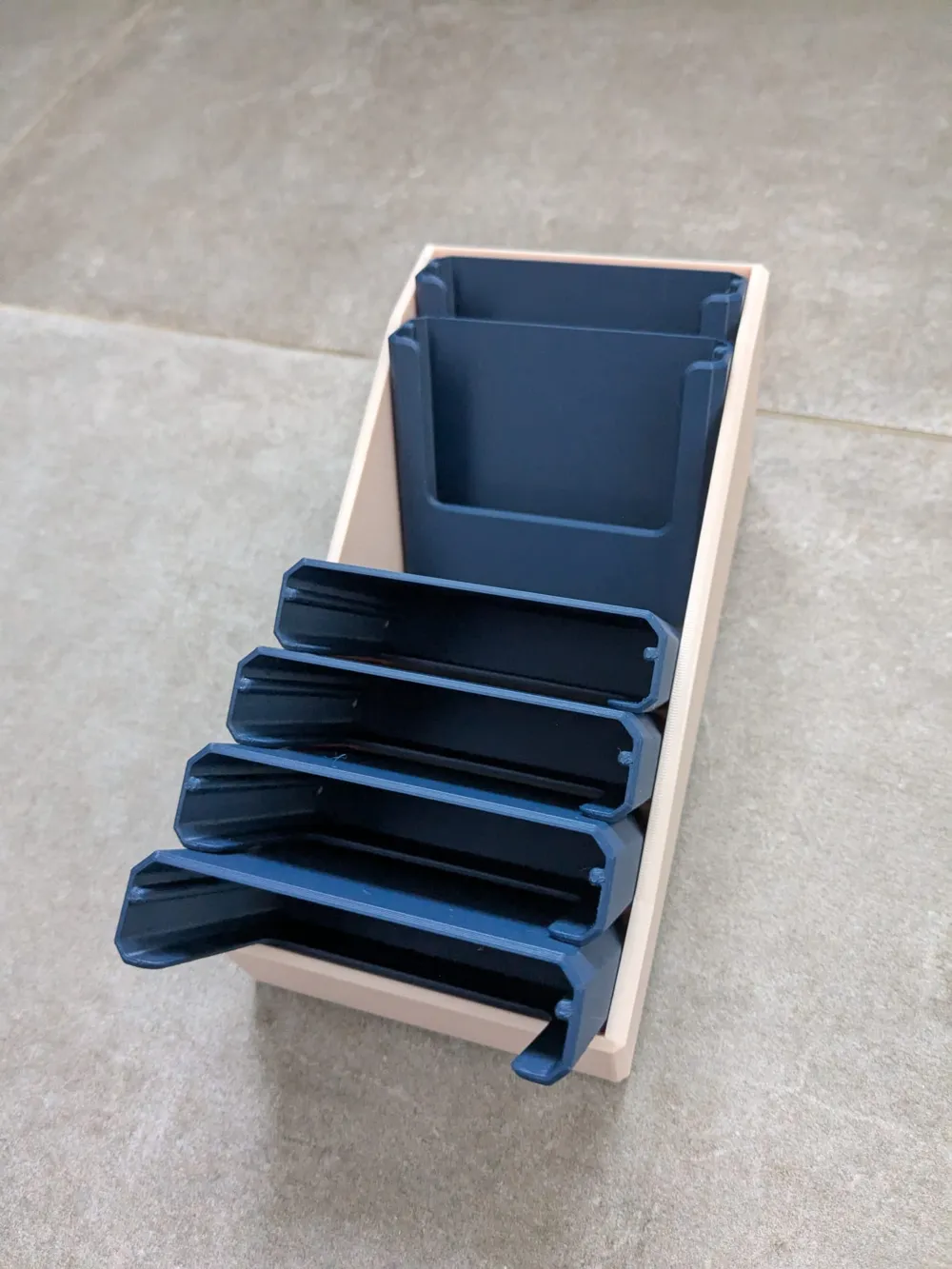 Flip cartridge box for Stock Pot cartridge player - Free 3D Print Model ...
