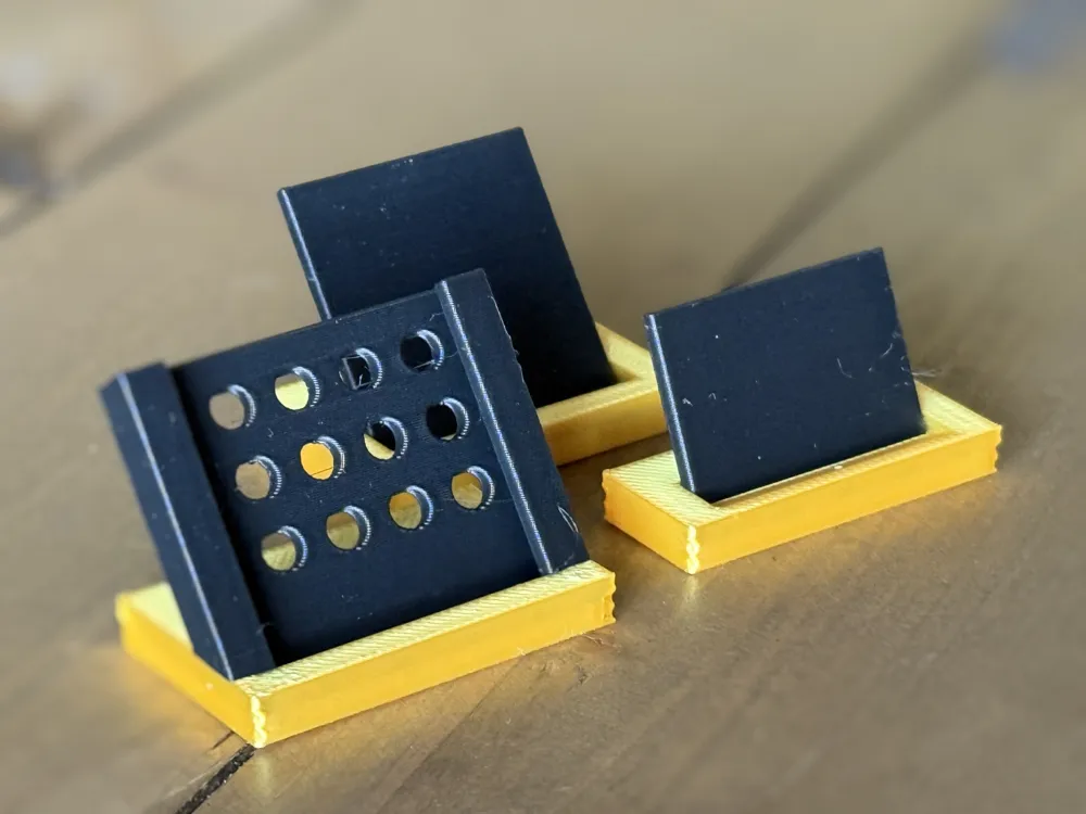 Parametric Sign Stand – Customizable Holder by Henry MakerWorld ...