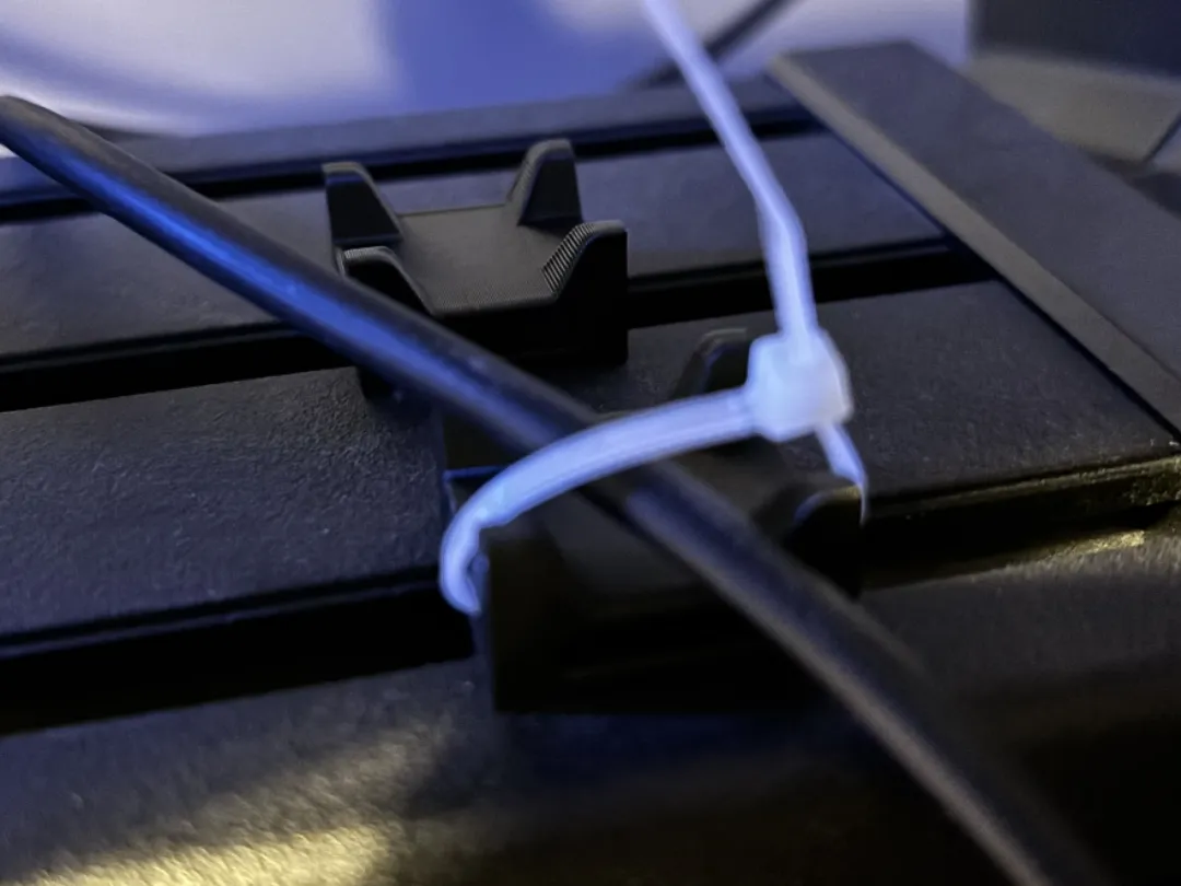 40mm Extrusion Clips (8020) simrig by Arnros MakerWorld: Download Free ...