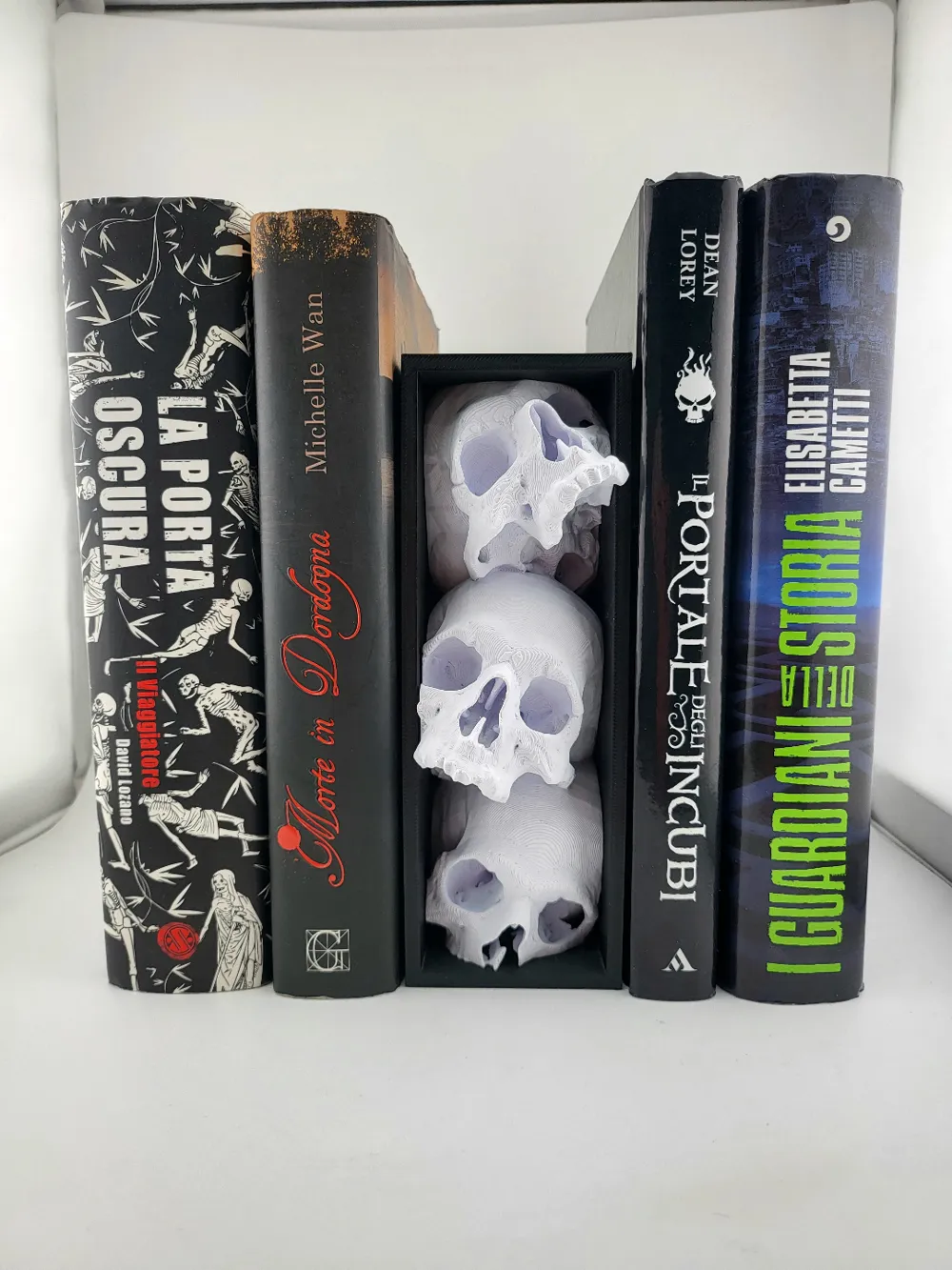 book nook three skull - Free 3D Print Model - MakerWorld