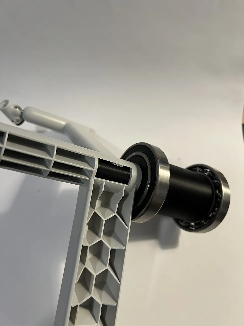 Low Friction Dual Bearing Spool Hub - Bambu Lab A1 - Free 3D Print ...